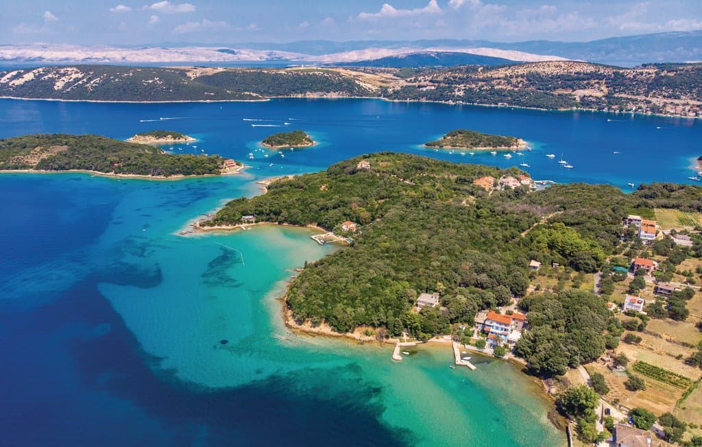 Kapetan Nemo & Mali Pin - Boat Excursions